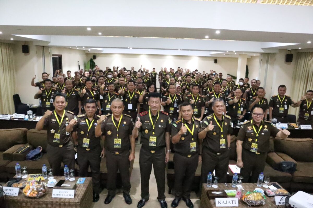 Kajati Edy Birton Beber Capaian Kinerja Kejakasaan Tinggi Sulut, Ini ...